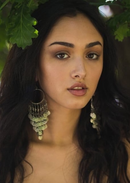 Akasha Collins on myCast - Fan Casting Your Favorite Stories