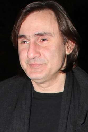 Akis Sakellariou Fan Casting