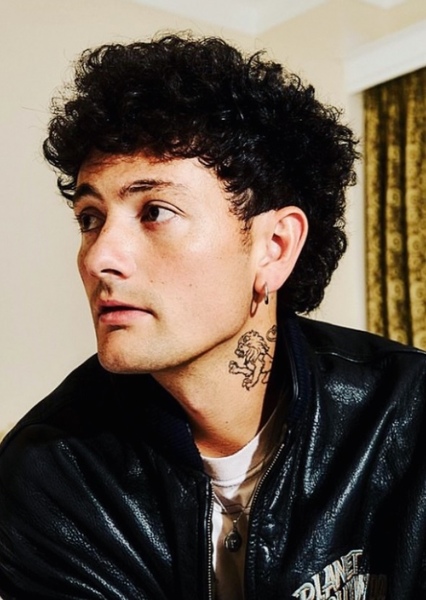 Sam Tompkins Fan Casting