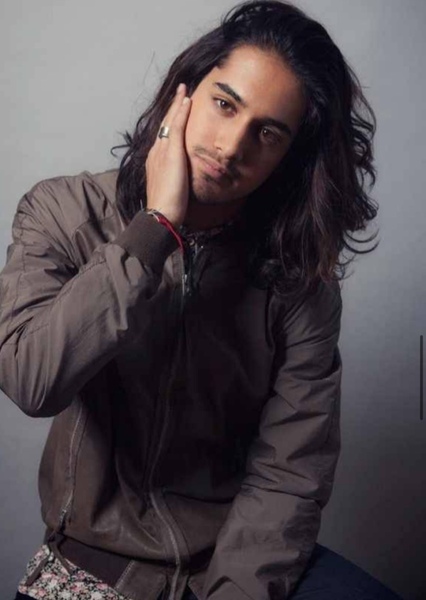 Fan Casting Sam Corlett as Rodrick Myndacious in The Knight and the ...