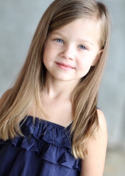 Bella Lotz Photo on myCast - Fan Casting Your Favorite Stories