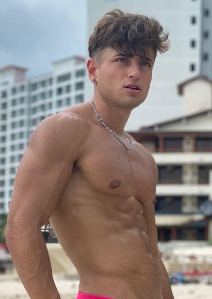 Carlos Effort Photo on myCast - Fan Casting Your Favorite Stories