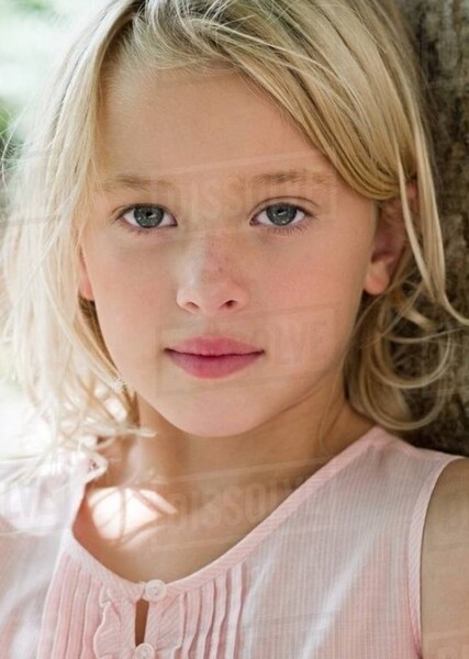 Chelsea Dutchin Fan Casting