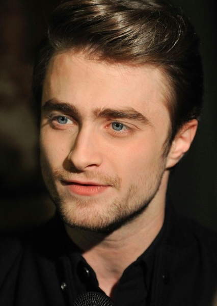 Fan Casting Daniel Radcliffe as Rhysand in A Court of Thorns and Roses ...