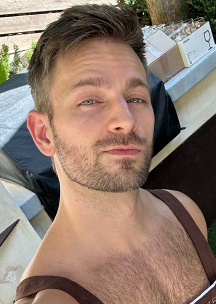 Fan Casting Derek Yates as Mass Effect in Actors who should Star in ...