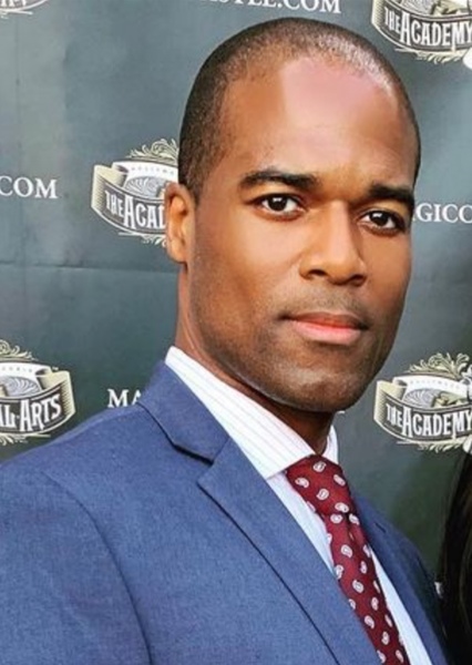 Derrick Davis Fan Casting