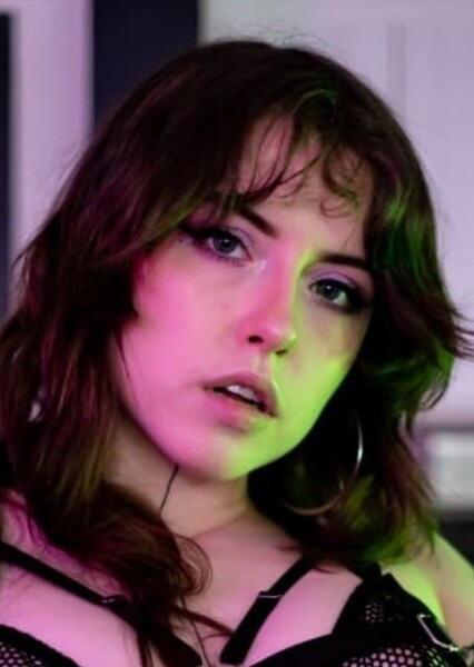 Eden Ivy Fan Casting