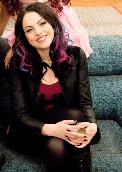 Elizabeth Gillies Photo on myCast - Fan Casting Your Favorite Stories