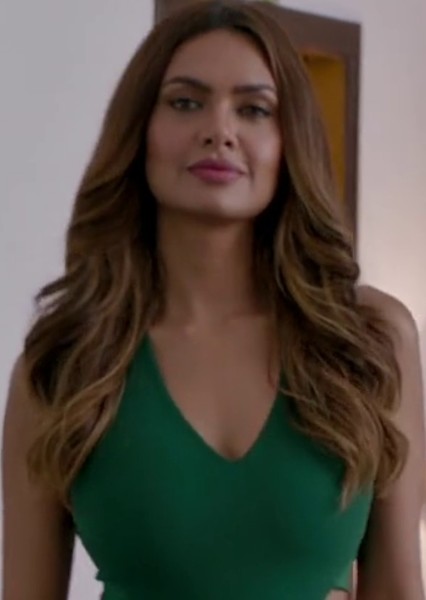 Esha Gupta Photo on myCast - Fan Casting Your Favorite Stories