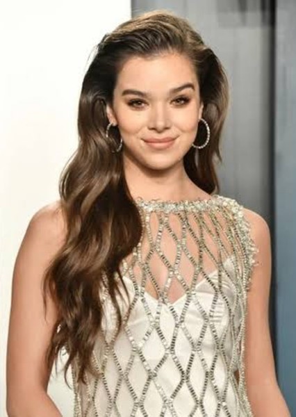 Hailee Steinfield on myCast - Fan Casting Your Favorite Stories