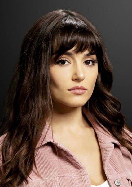 Hande Erçel Photo on myCast - Fan Casting Your Favorite Stories