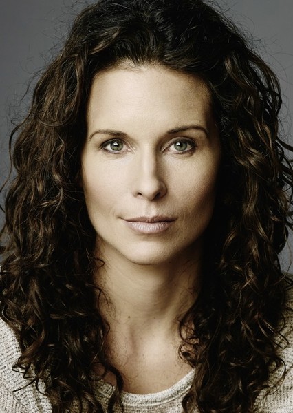 Holly Elissa on myCast - Fan Casting Your Favorite Stories