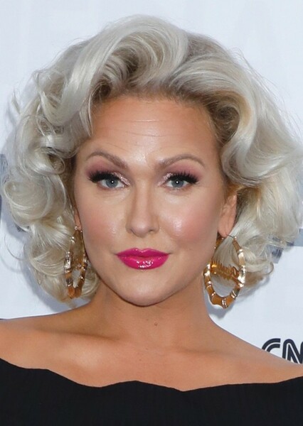 Jenn Lyon Fan Casting