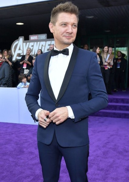 Jeremy Renner Photo on myCast - Fan Casting Your Favorite Stories