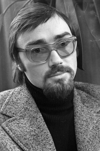 Jerzy Bogajewicz Fan Casting