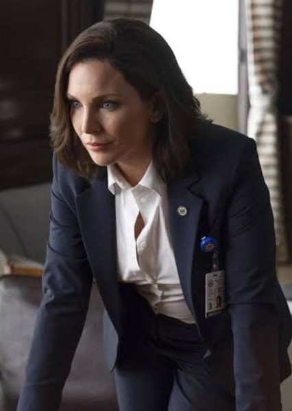 June Diane Raphael on myCast - Fan Casting Your Favorite Stories