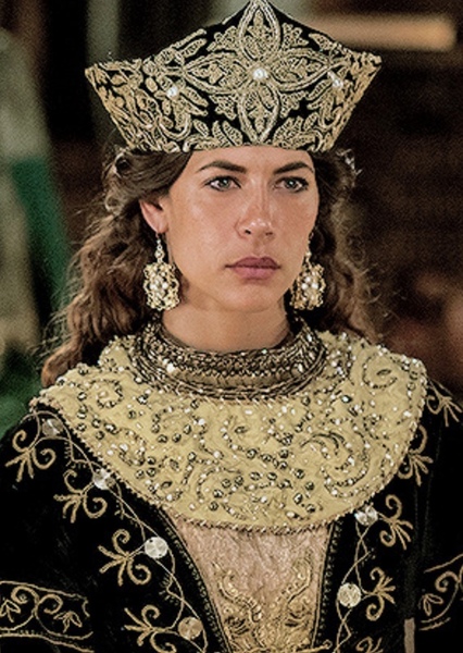 Fan Casting Karima Adebibe as Amina Al Su'ud in The White Lotus ...