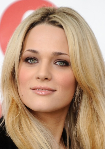 Laura Chiatti on myCast - Fan Casting Your Favorite Stories