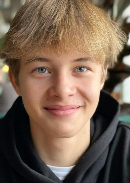 Leon Kemstach Fan Casting