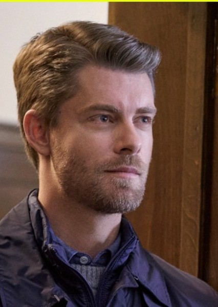 Fan Casting Luke Mitchell as Green Arrow in James Gunn's DC Cinematic ...