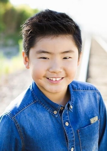 Micah Hong Fan Casting