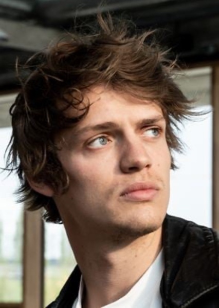 Oscar Lesage Fan Casting