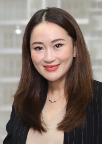 Paetongtarn Shinawatra Fan Casting