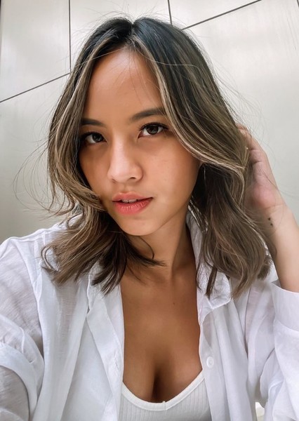 Photos of Putri Valentina on myCast - Fan Casting Your Favorite Stories