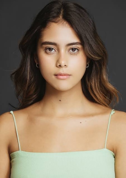 Fan Casting Renata Vaca as Terri Flores in Anaconda on myCast