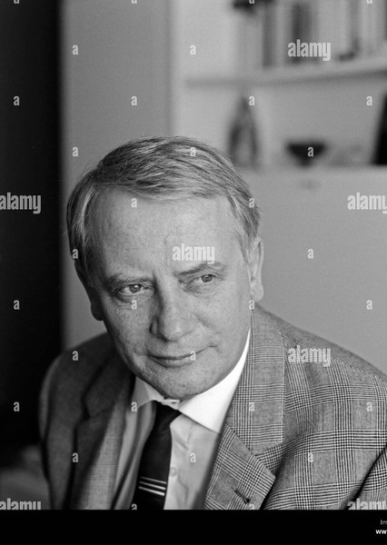 Richard Münch on myCast - Fan Casting Your Favorite Stories