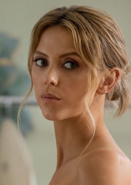 Fan Casting Riley Voelkel as Mia Thermopolis in The Princess Diaries on ...