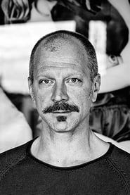 Simon Hatzl Fan Casting