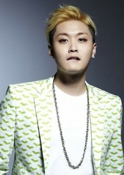 SIMS (Sim Jongsu) Fan Casting