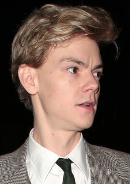 Thomas Brodie-Sangster Photo on myCast - Fan Casting Your Favorite Stories Thomas Brodie-Sangster Photo on myCast - Fan Casting Your Favorite Stories
