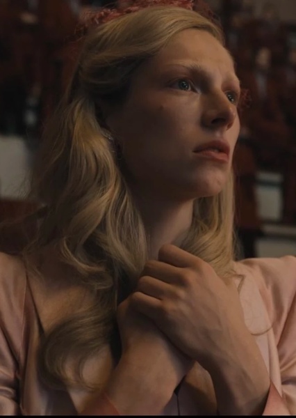 Tigris Snow on myCast - Fan Casting Your Favorite Stories