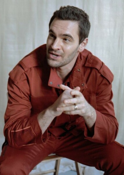 Fan Casting Tom Bateman as Bruce Wayne in James Gunn’s DCU on myCast