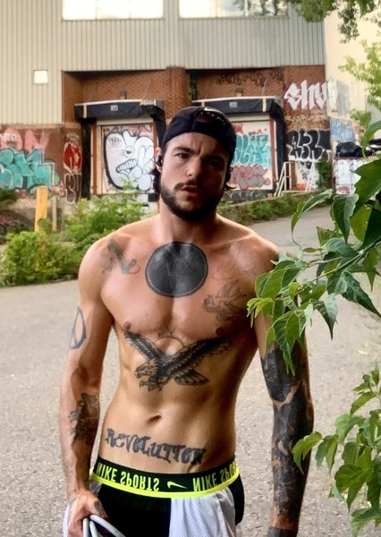 Tommy Tanner on myCast - Fan Casting Your Favorite Stories