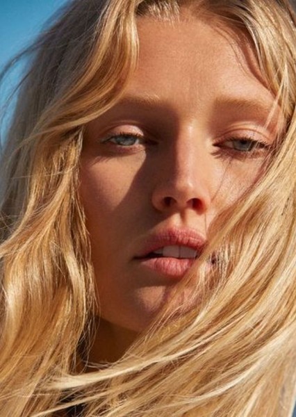 Toni Garrn Photo on myCast - Fan Casting Your Favorite Stories