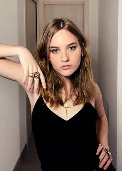 Fan Casting Victoria De Angelis as Delancy Devin in Barbie: Princess ...