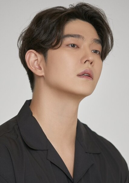 Yoon Kyun-sang Fan Casting