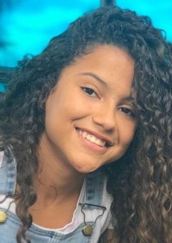 Julie Spinelli Fan Casting