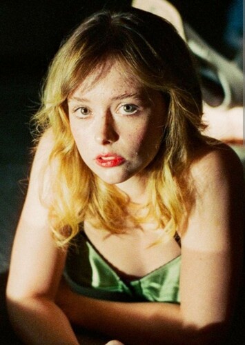 Chloe Fan Casting for The Idol (80s) | myCast - Fan Casting Your ...