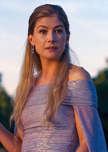 Fan Casting Miranda Richardson as Elspeth Catton in Saltburn [2003] on ...