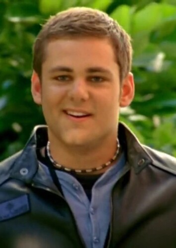 Fan Casting Lewis Mackinnon as Flynn McAllistair in Power Rangers ...