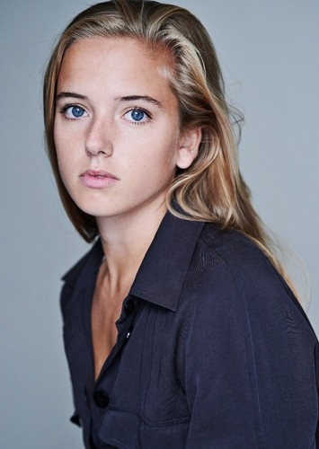 Hannah Rae Fan Casting for Actresses who should play lesbian love ...