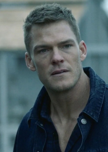 Hawk Fan Casting for Titans (Older Actors) | myCast - Fan Casting Your Favorite Stories