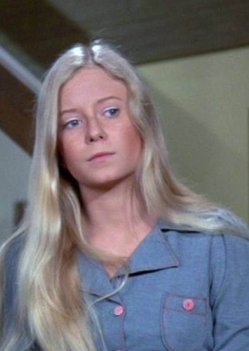 Fan Casting Mckenna Grace as Jan Brady in The Brand New Brady Bunch on myCast