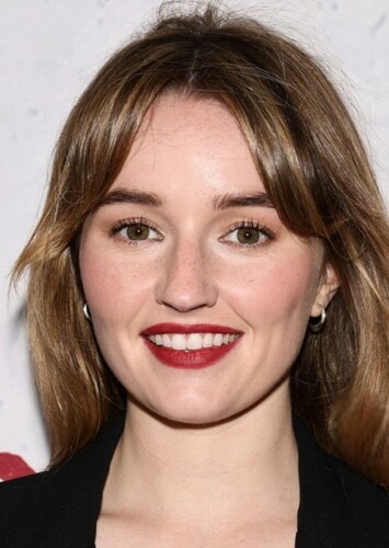 Kaitlyn Dever Fan Casting For What If Florence Pugh And Kaitlyn Dever Come Each Other Mycast
