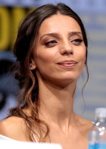 Find an Actor to Play Lara El in James Gunn's Superman: Reborn on myCast
