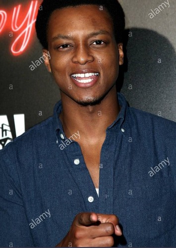 Red Lightning Fury y Crimson Legend Fan Casting for We can be héroes 2 ...